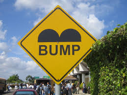 Bump – hebrew translation, meaning, synonyms, pronunciation, antonyms ...